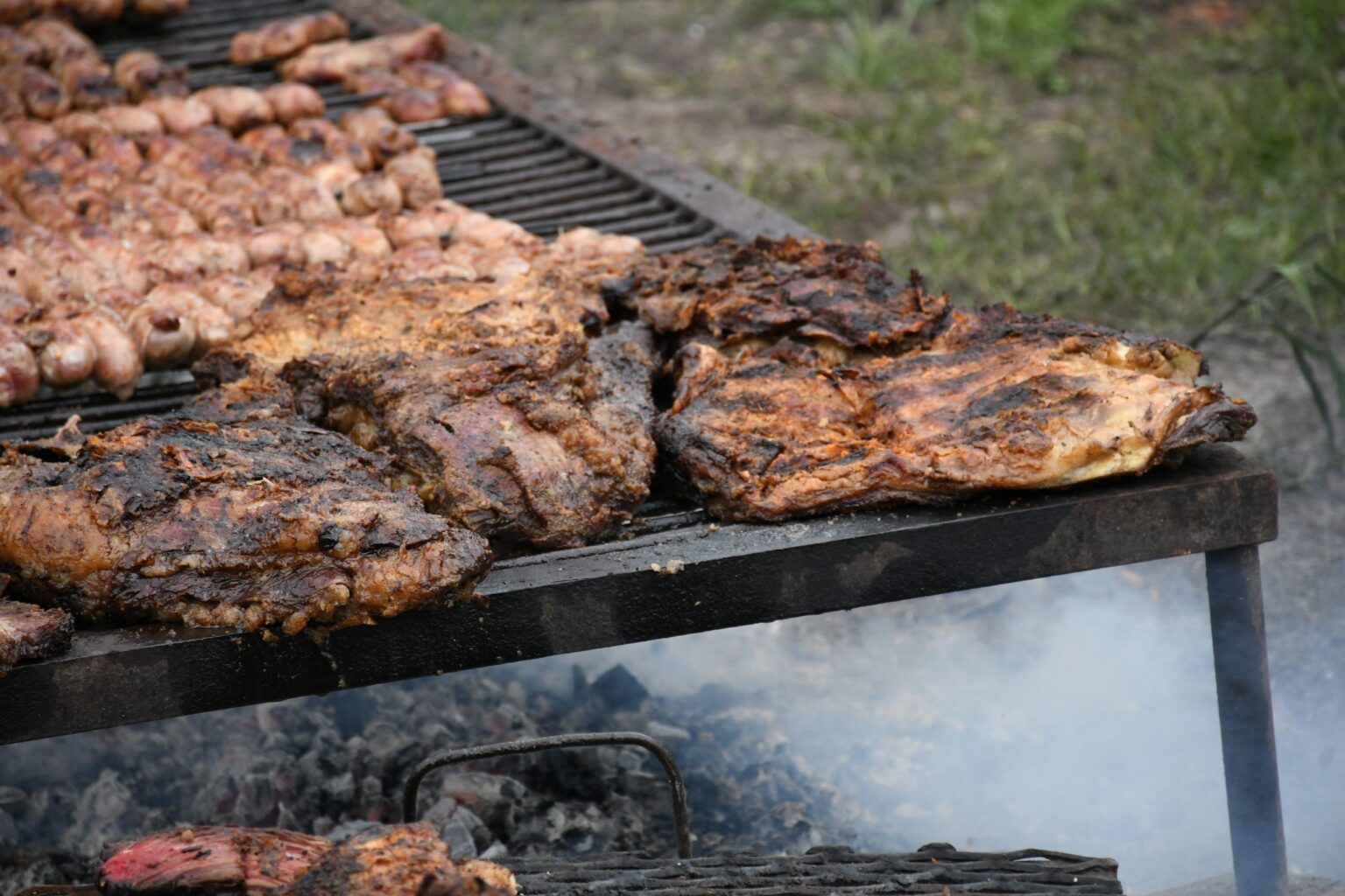Todo listo en Moquehuá para la gran Fiesta del Asado Criollo | Fiestas ...